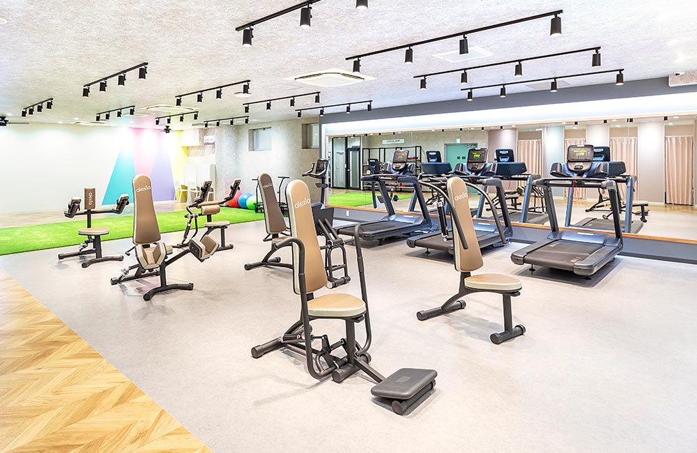 FACILITY - 施設紹介 | PORT | 好きなときに、好きなだけ - SELF BODY MAKE STUDIO（兵庫県西宮市）